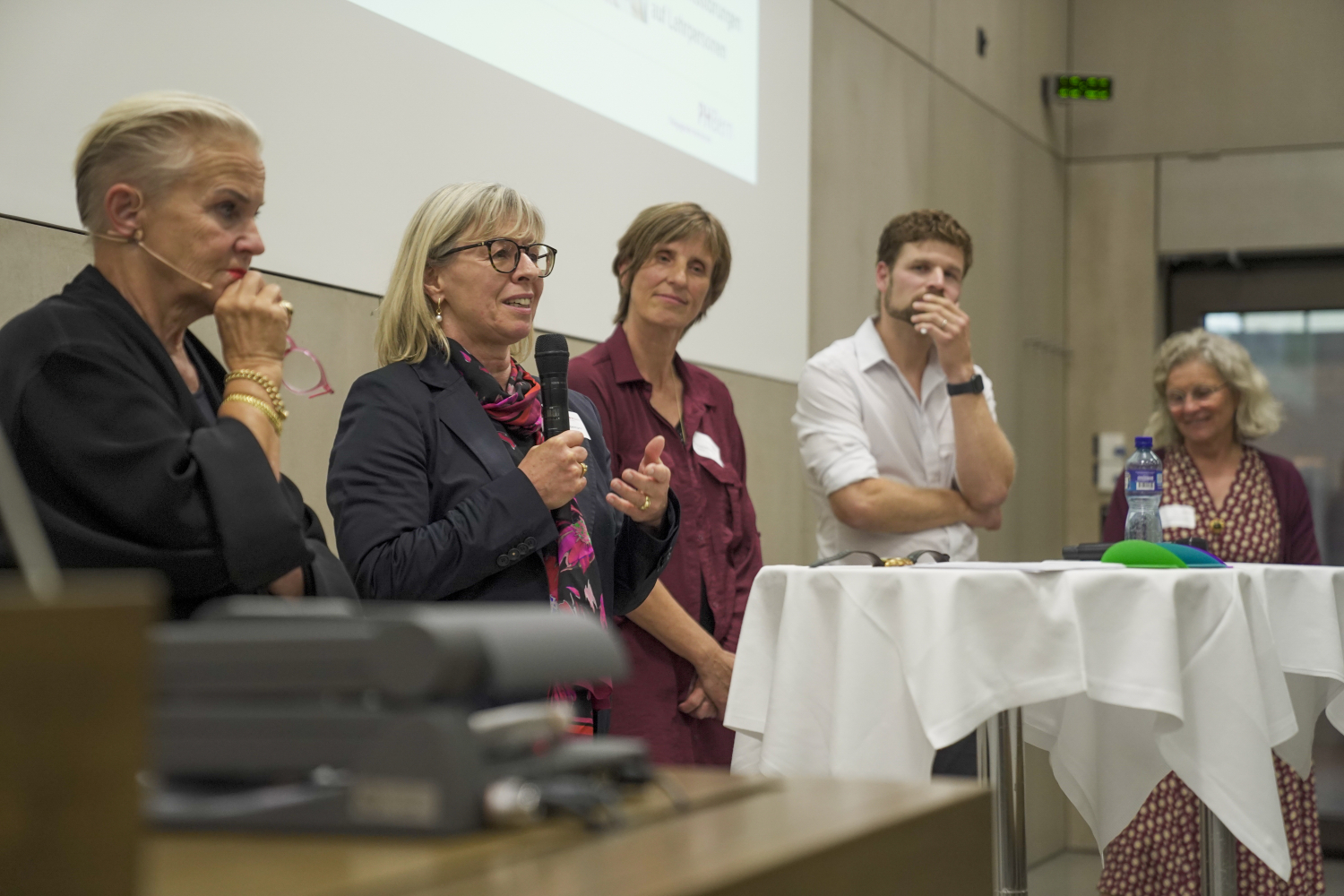 10 Jahre Institut für Forschung, Entwicklung und Evaluation – eine ...